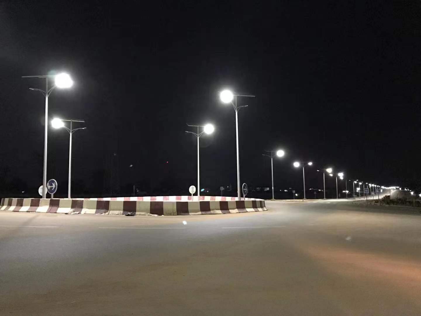 Street Lamp Standards, Design & Procurement Guide for EPC Projects